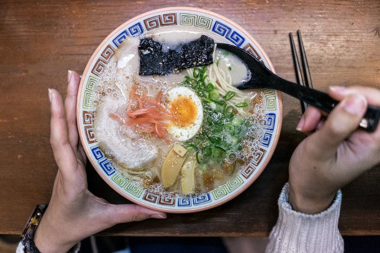 3 Great Food Travel Bloggers to Give You a Taste for Travel - Mantry Inc.