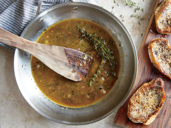 5 Easy Tips For A Perfect Pan Sauce - Mantry Inc.