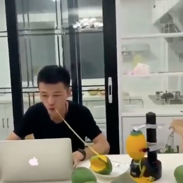 The Most Efficient Mango Eater On Planet Earth? - Mantry Inc.